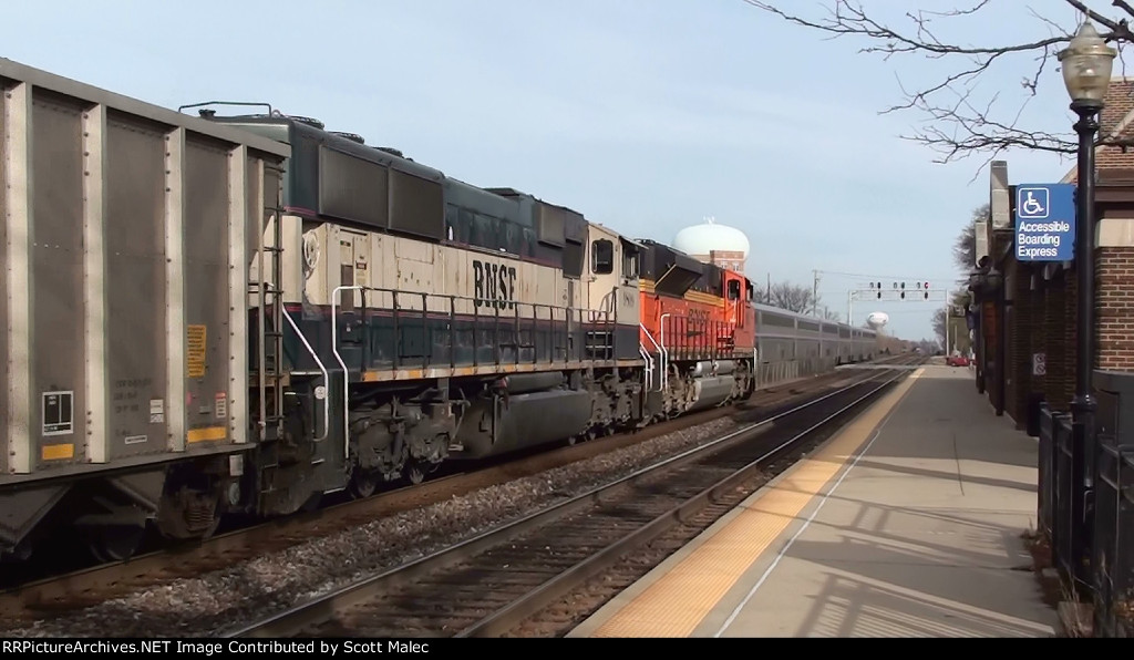 BNSF 9162 & 9809